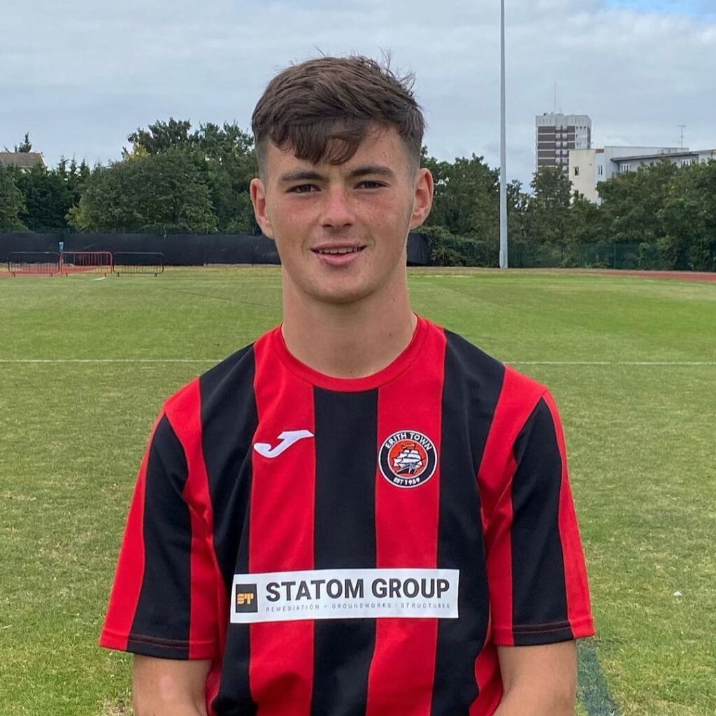 Harry-Lawrence(home-kit) – Erith Town FC